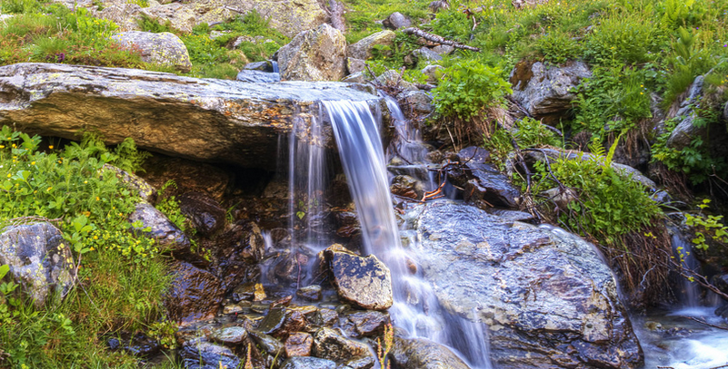 Pastërtia - Uji dhe llojet e tij - Udha e Besimtarëve